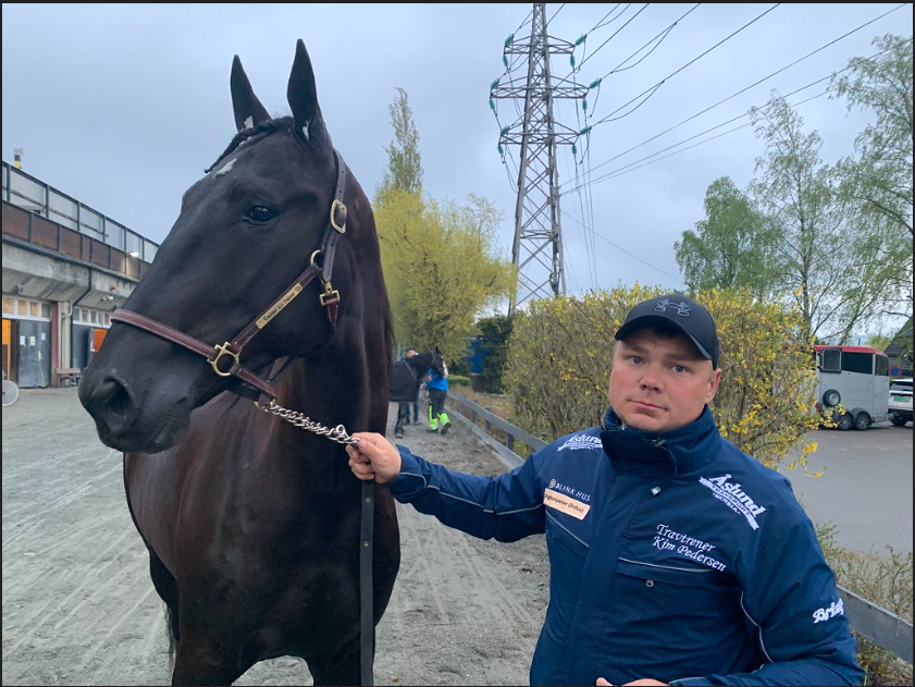Kim Pedersen med to i Norsk Trav Kriterium - Travet.dk